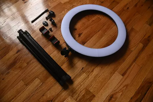 Nire-review ng Fstoppers ang GIM 19” 48W Ring Light 14041_2