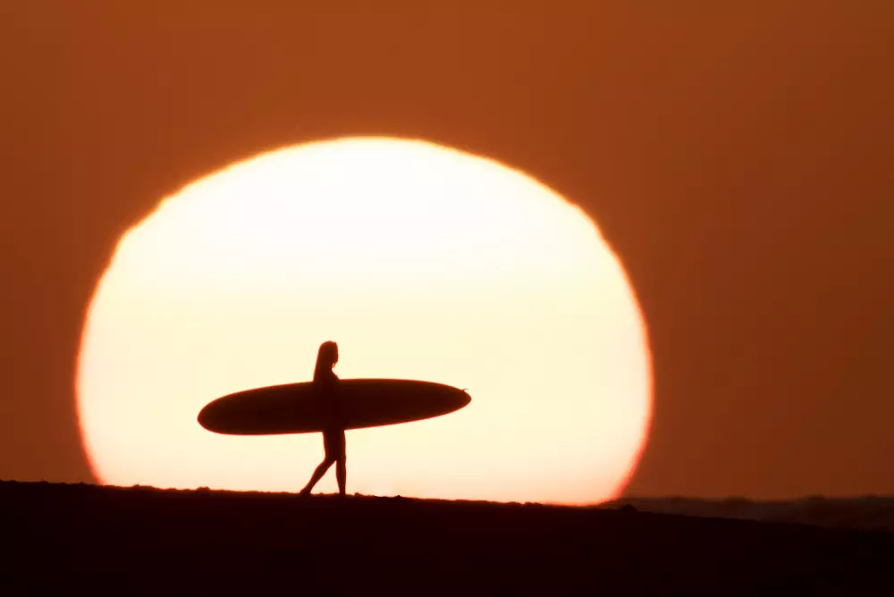 Aaron Eveland's Hawaii's Sunsets - Dựa trên 'The Endless Summer' - Bạn sẽ đặt ngay một chuyến bay đến Hawaii 146451_11