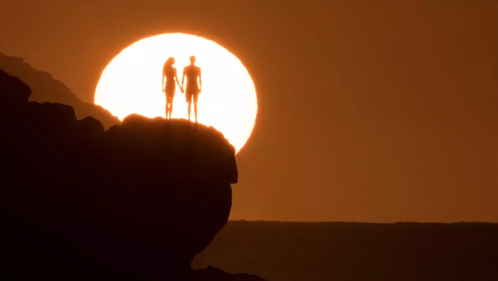 Aaron Eveland's Hawaii's Sunsets - Dựa trên 'The Endless Summer' - Bạn sẽ đặt ngay một chuyến bay đến Hawaii 146451_6