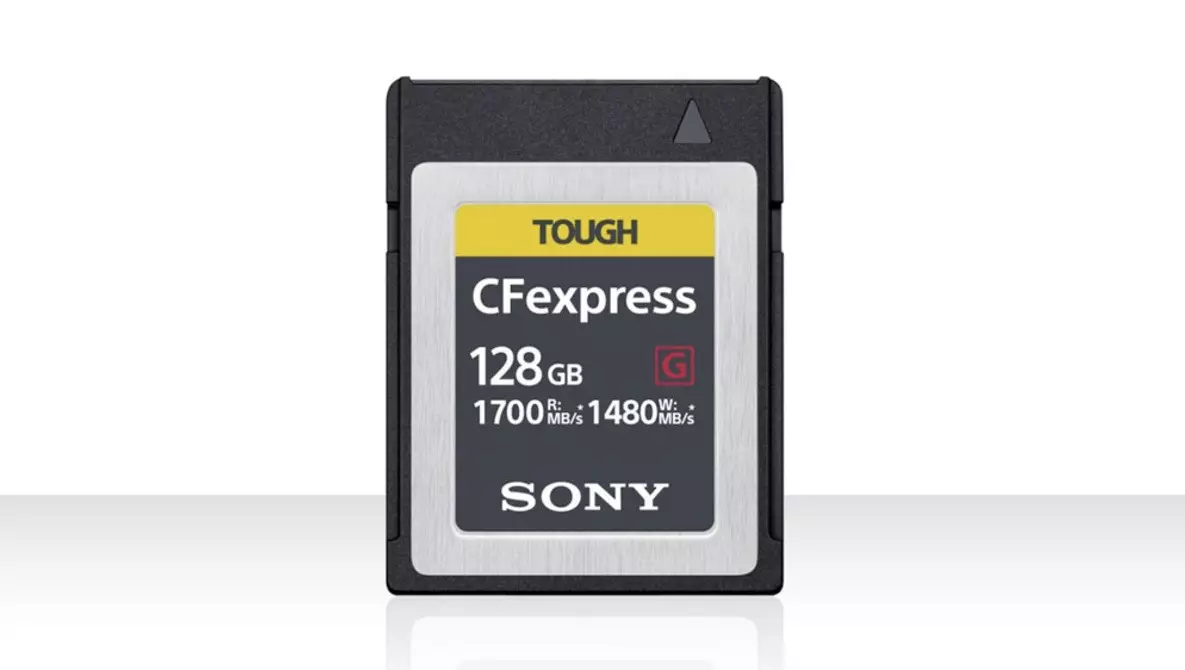 Sony dia namoaka karatra fitadidiana CFexpress 128 GB Ultra Fast