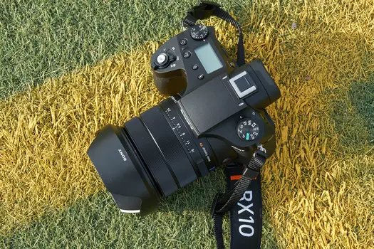 24 fps の静止画撮影を備えたオールインワン ブリッジ カメラ、Sony RX10 IV の最初の実践的な印象 148370_5