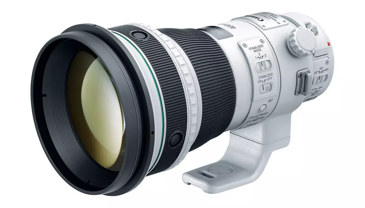 Canon's 2020 RF Lens Roadmap Akutuluka: Malensi Atsopano Asanu ndi Awiri, Kuphatikizira Zodabwitsa Za Nifty Fifty ndi Ziwiri Zazikulu 151885_1