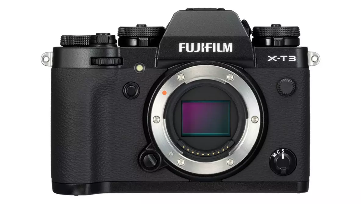 Kaamirada Qaabka buuxa ee Fujifilm weligeed ma iman