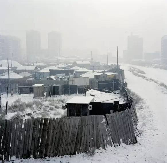 Ederki Minimalista Serie Dokumentuak Mongoliako Biztanleriaren Urbanizazioa 153498_7