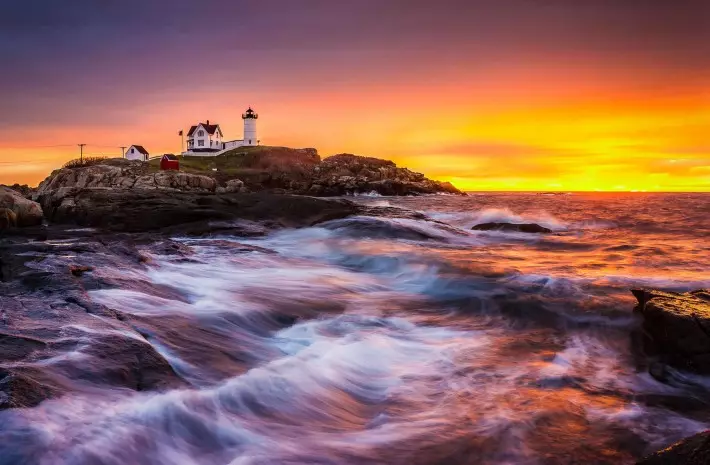 Episk solopgang ved Nubble Lighthouse