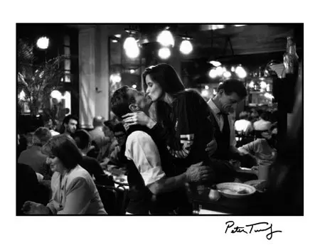 Fstoppers-Peter-Turnley-02