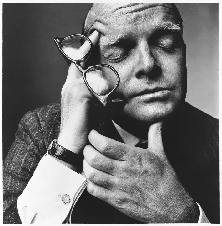 Fstoppers_Davidgeffin_davegeffin_purephotography_IrvingPenn_Capote_Gesture13