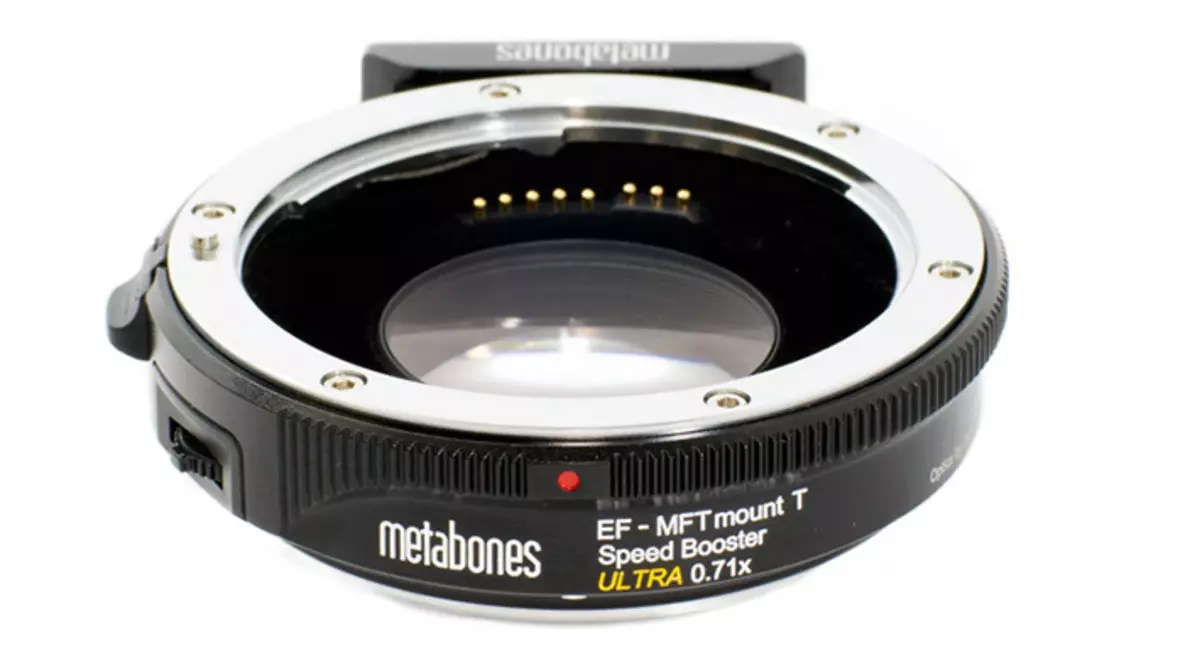 Metabones llança un nou adaptador de lents per a Panasonic GH4, afegeix l'enfocament automàtic mitjançant l'actualització del firmware per als models existents