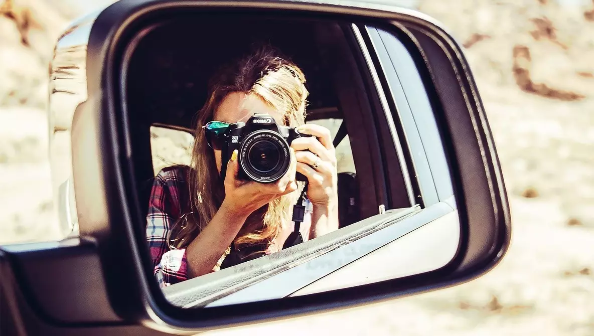Усъвършенствайте своята фотография при пътуване, като забележите тези когнитивни отклонения