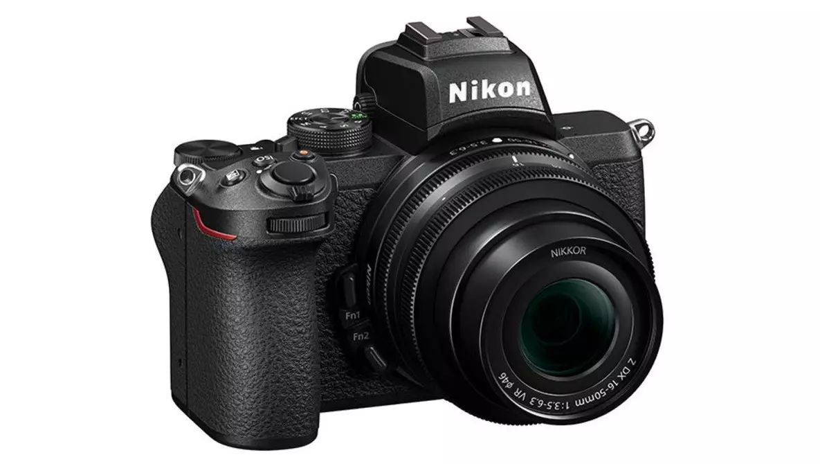 Защо новата безогледална камера на Nikon може да е най-важната за тях