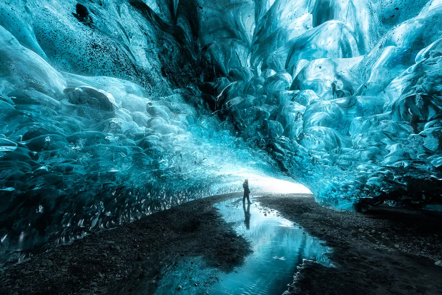 צילום העולם BTS ep 3: The Glacier Ice Cave 170286_1