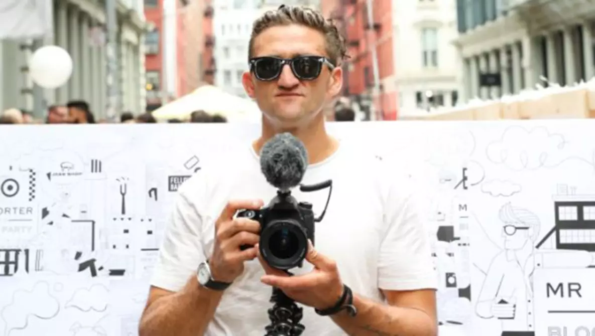 Casey Neistat zai Fara Samar da Abubuwan Bidiyo don CNN yayin da suke Samun App na 'Beme'