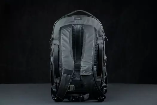 Lowepro FreeLine BP 350 AW קאַמעראַ באַקפּאַק איבערבליק 177476_4