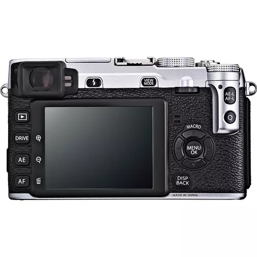 Fujifilm X-E1 թվային ֆոտոխցիկը հարվածում է խանութի դարակներին 179249_5
