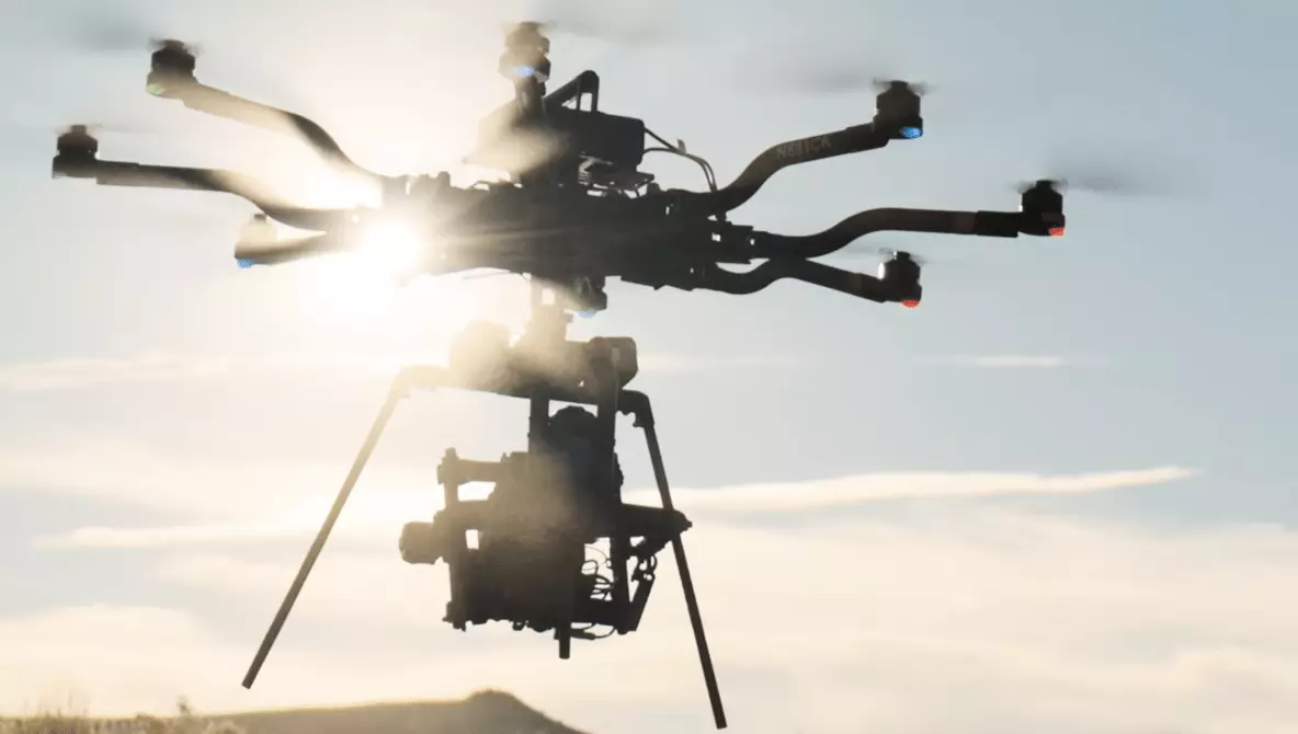 Вялікія дроны супраць маленькіх дронаў: Трэнт Палмер тлумачыць розніцу