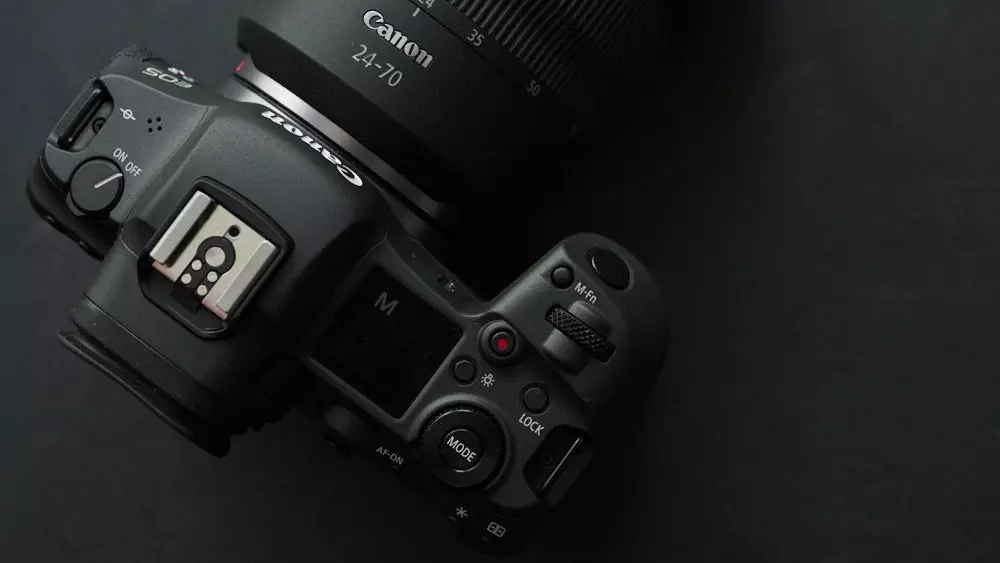 Canon EOS R5 はミラーレスの主力製品です 23890_4