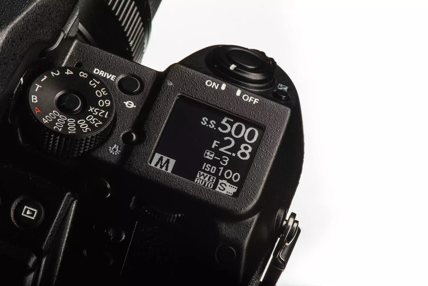 Fstoppers analiza a cámara de formato medio Fujifilm GFX 24219_3