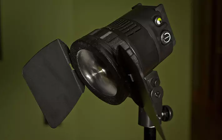 fstoppers-zabolight-mini-fresnel