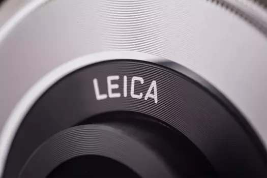 Ekwentị Panasonic CM1 na-anya isi ihe mmetụta 1 inch na oghere Leica 255503_2