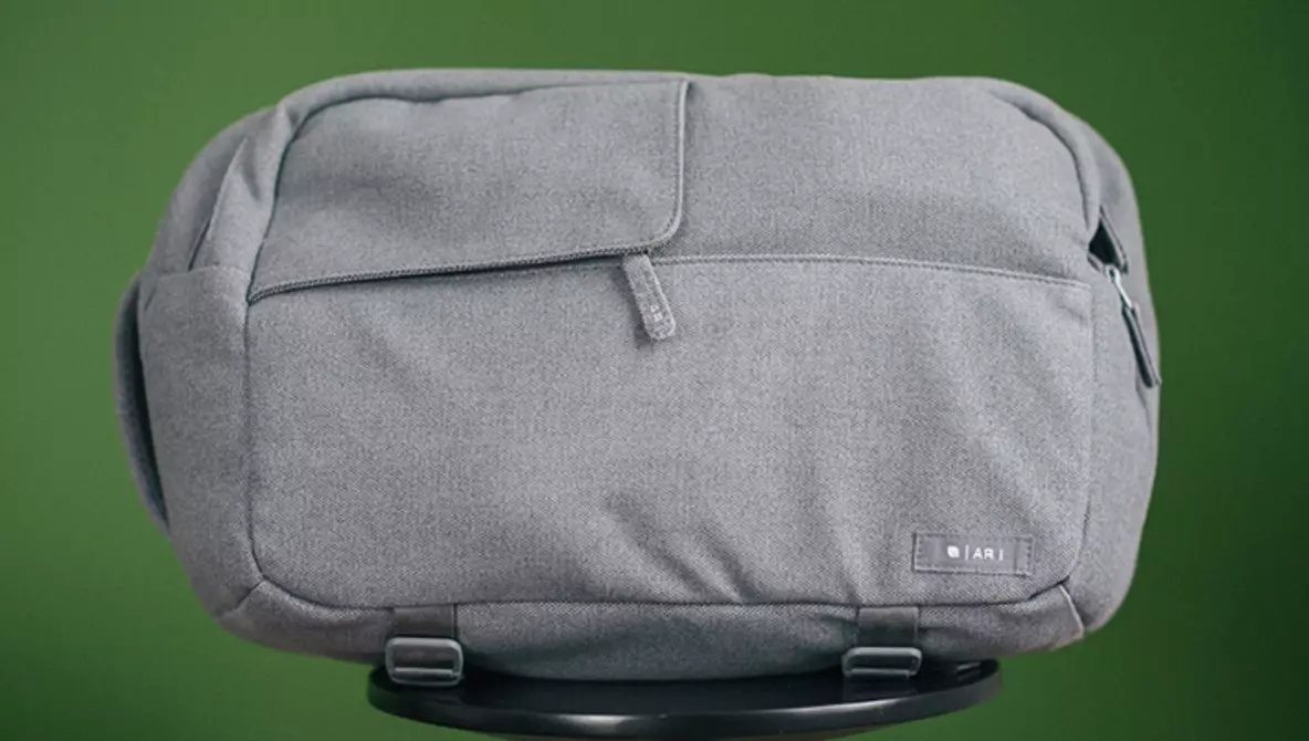 Fstoppers recenserar Incase Ari Camera Bag