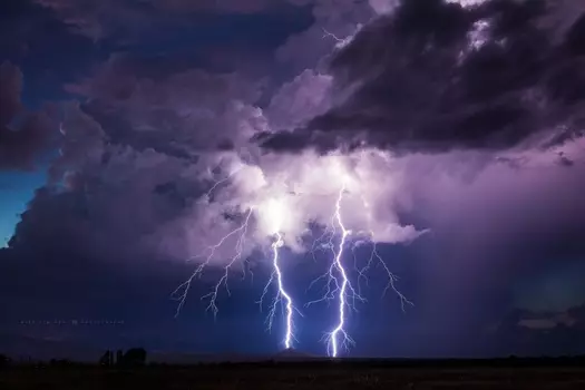 'Monsoon V': Mike Olbinski está de vuelta con un nuevo e impresionante time-lapse de persecución de tormentas 26361_5