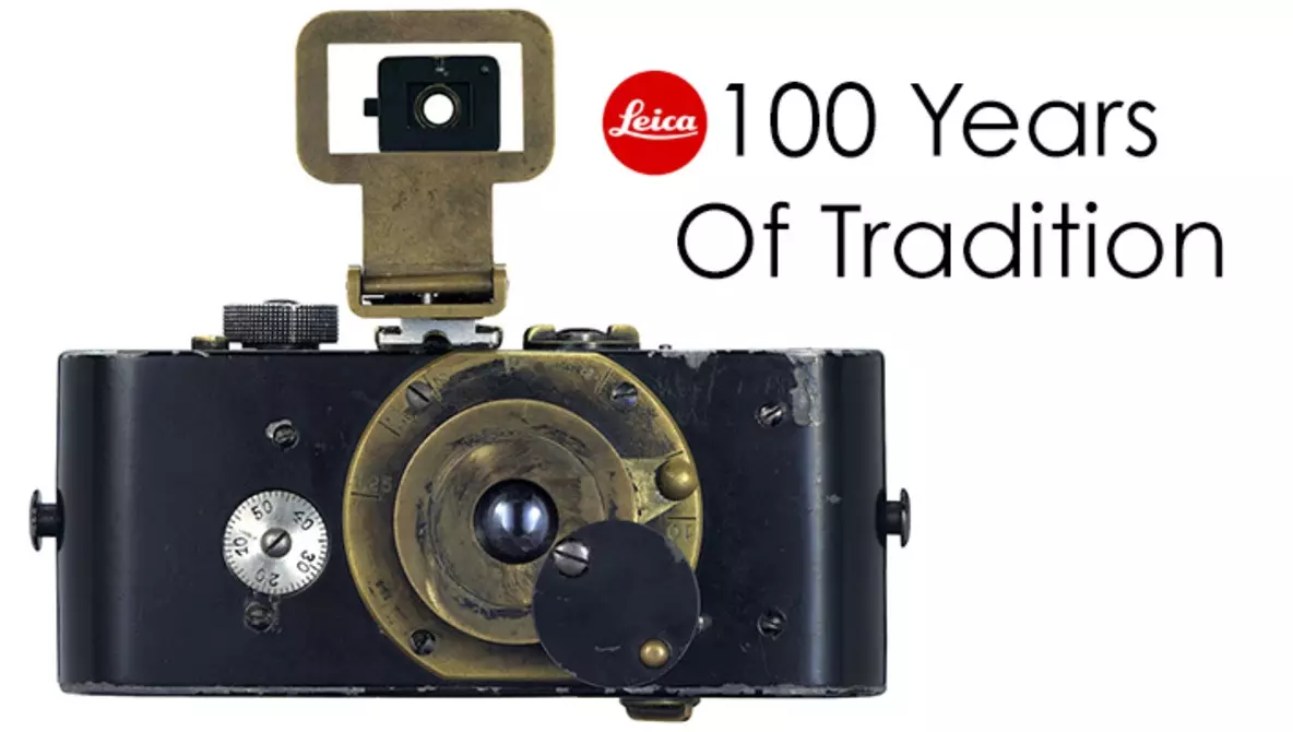 Leica kamera ussatlygynyň ýüz ýyllygyny belleýär