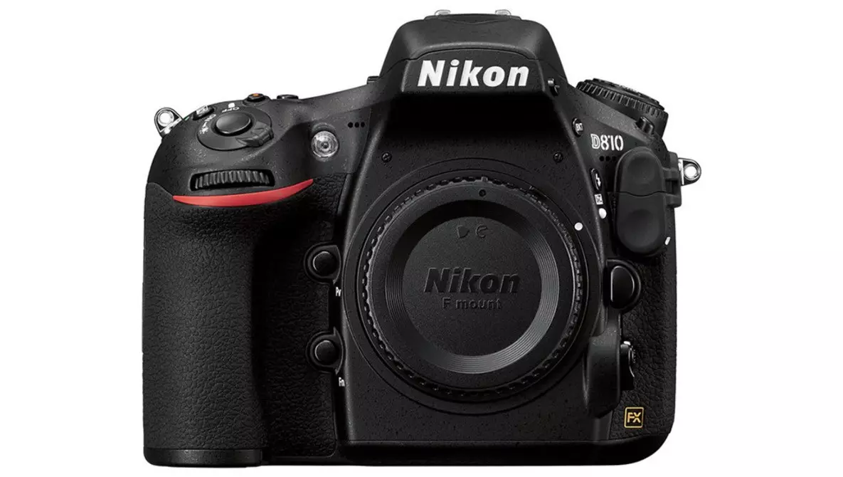 Nikon D850 မိတ်ဆက်ပွဲဆလိုက်များ ပေါက်ကြားခဲ့ပြီး Specs အသစ်များနှင့်အတူ ကိန်းဂဏာန်းများကို အတည်ပြုသည်။