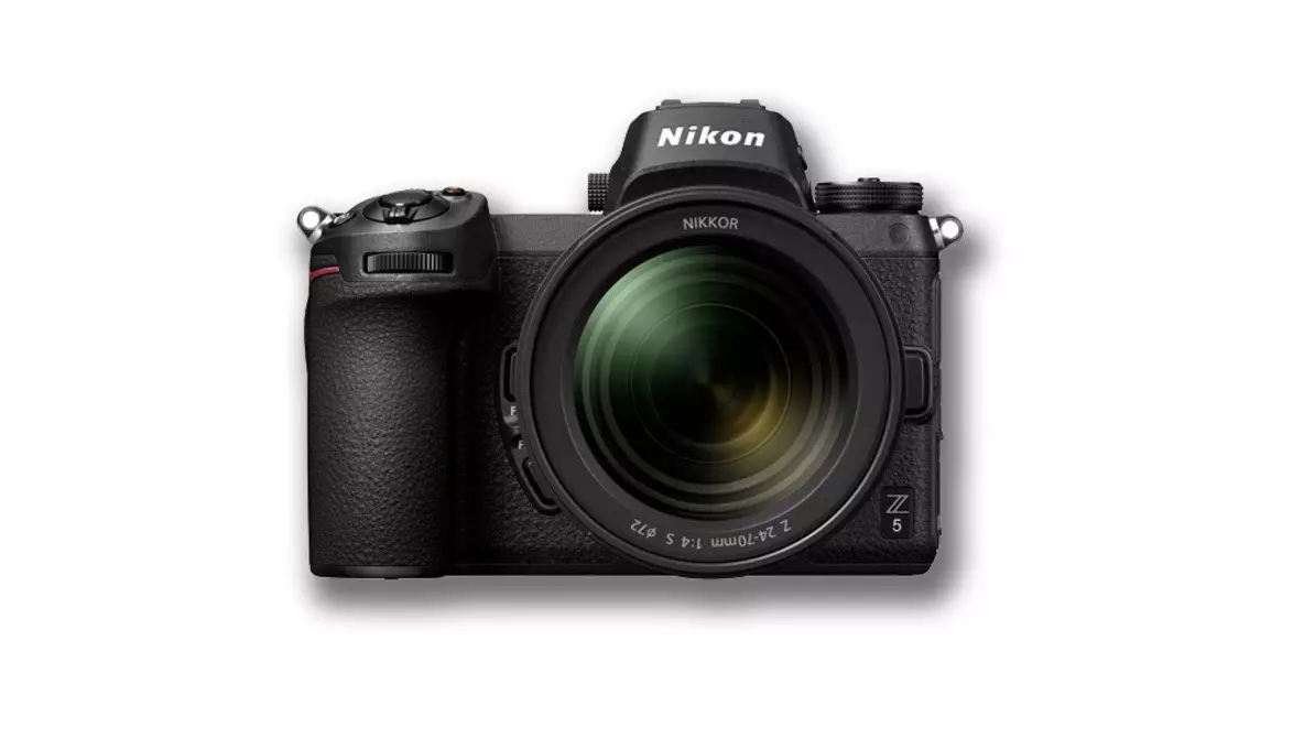 Nikon aurait annoncé un tout nouvel appareil photo sans miroir plein format et trois objectifs à monture Z