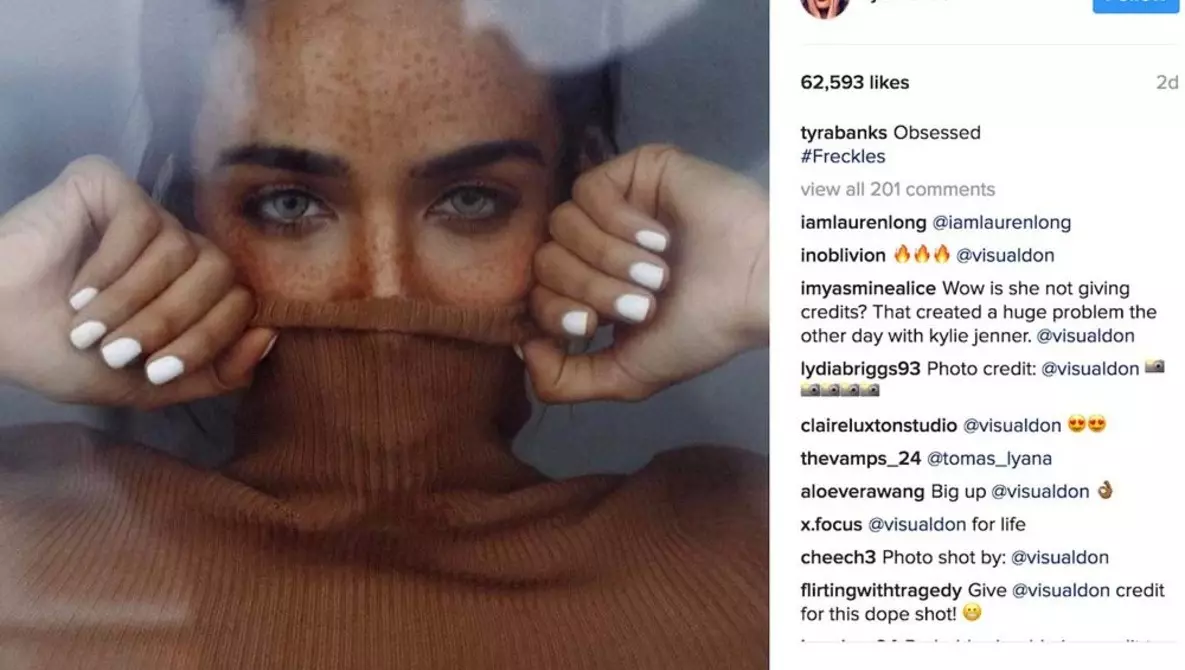 Supermodel Tyra Banks අවසරයක් හෝ ණයක් නොමැතිව ඇගේ Instagram හි ඡායාරූප ශිල්පියාගේ වැඩ පළ කරයි