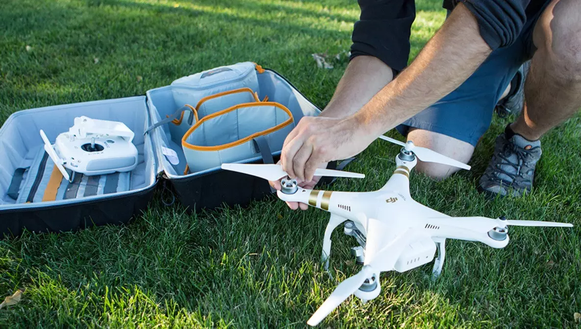 Jos lennät dronilla kansallispuistossa ilman lupaa, vahingoitat teollisuus