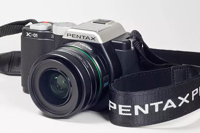 Pentax ká Idarudapọ DSLR nwon.Mirza 28003_1