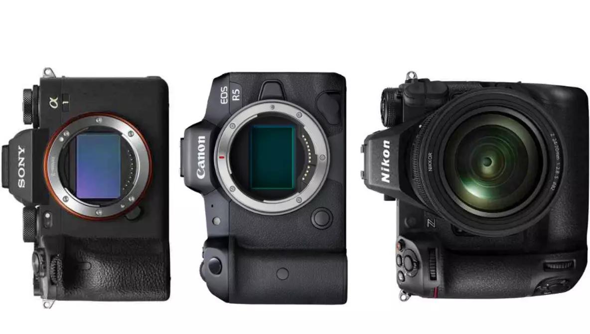 Sony a1 kontra Nikon Z 9 kontra Canon R5: kto ma właściwą strategię?