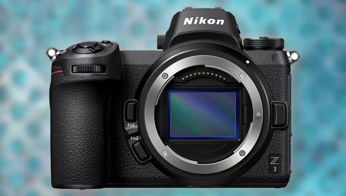 Ar ketiname pamatyti nebrangų viso kadro veidrodinį fotoaparatą iš Nikon?