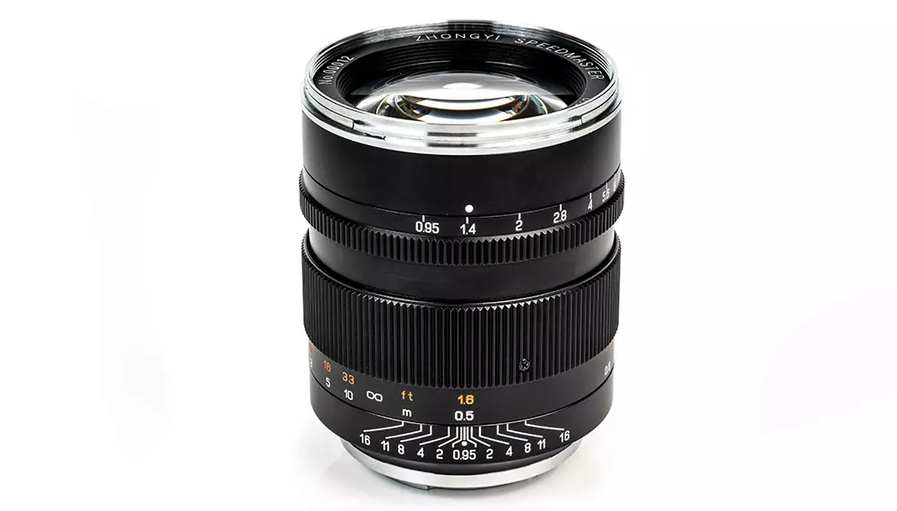 50 mm f/0,95 pentru Canon RF, Nikon Z și Sony E: Mitakon Speedmaster Mark III 29220_1