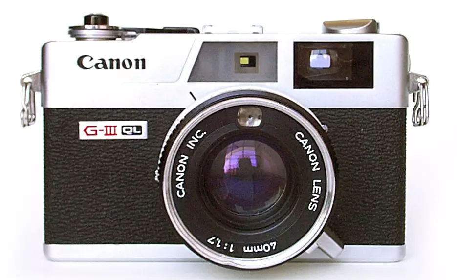 Canon සහ Nikon Fixed Lens එකකින් Full Frame Camera එකක් සෑදීමට අවශ්‍ය ඇයි? 30403_2