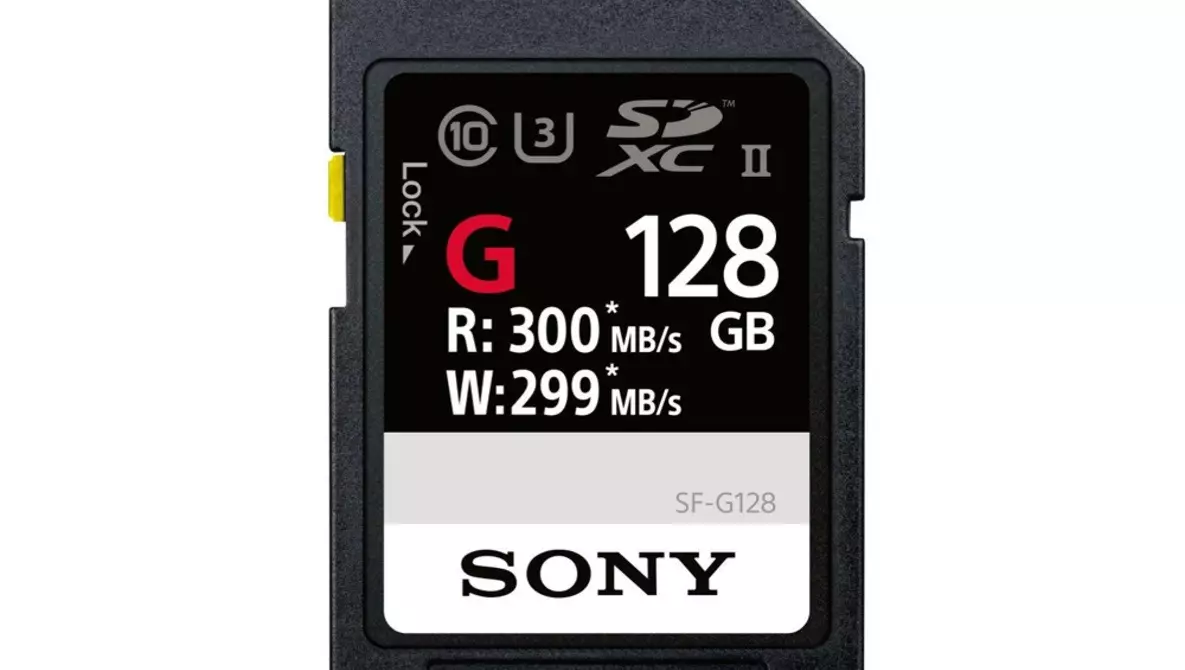 Sony dia manambara ny karatra SD haingana indrindra eran-tany, manana hafainganam-panoratra 299 MB/s