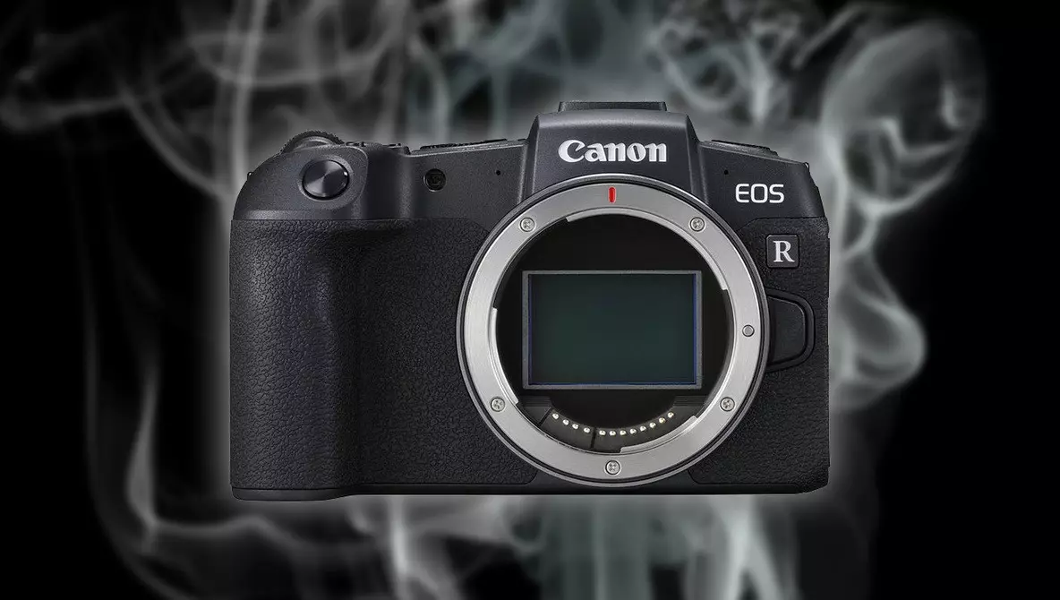 Er Canon endelig ved at bringe in-body stabilisering til sine spejlløse full-frame kameraer?