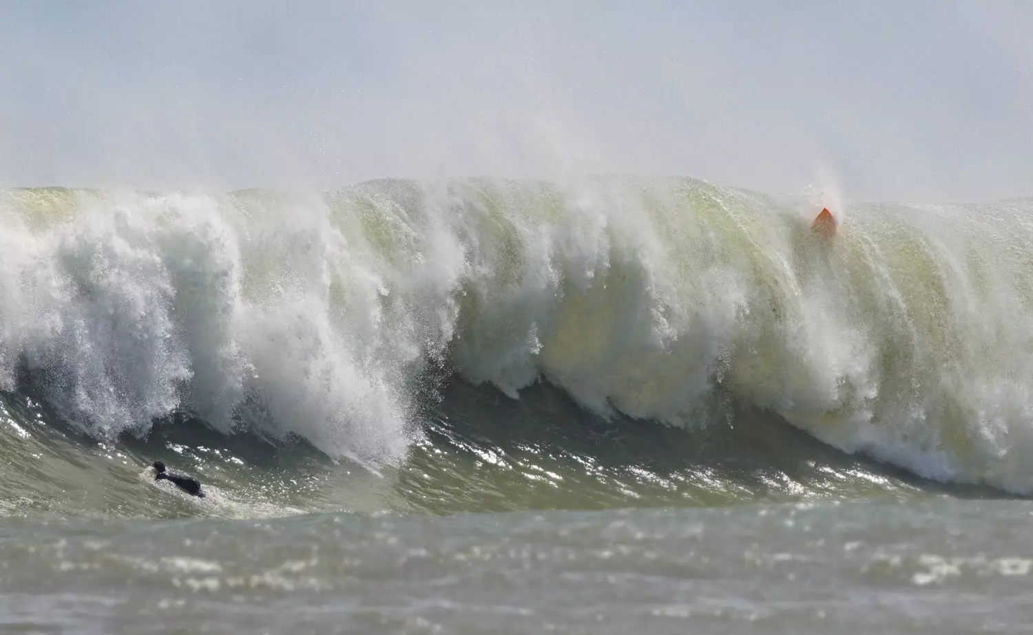 Canon EOS R5 və RF 100-500 mm obyektivlə Yaponiyada ilin ən böyük tayfununda Daredevil Surfers-i vurmaq 3291_3