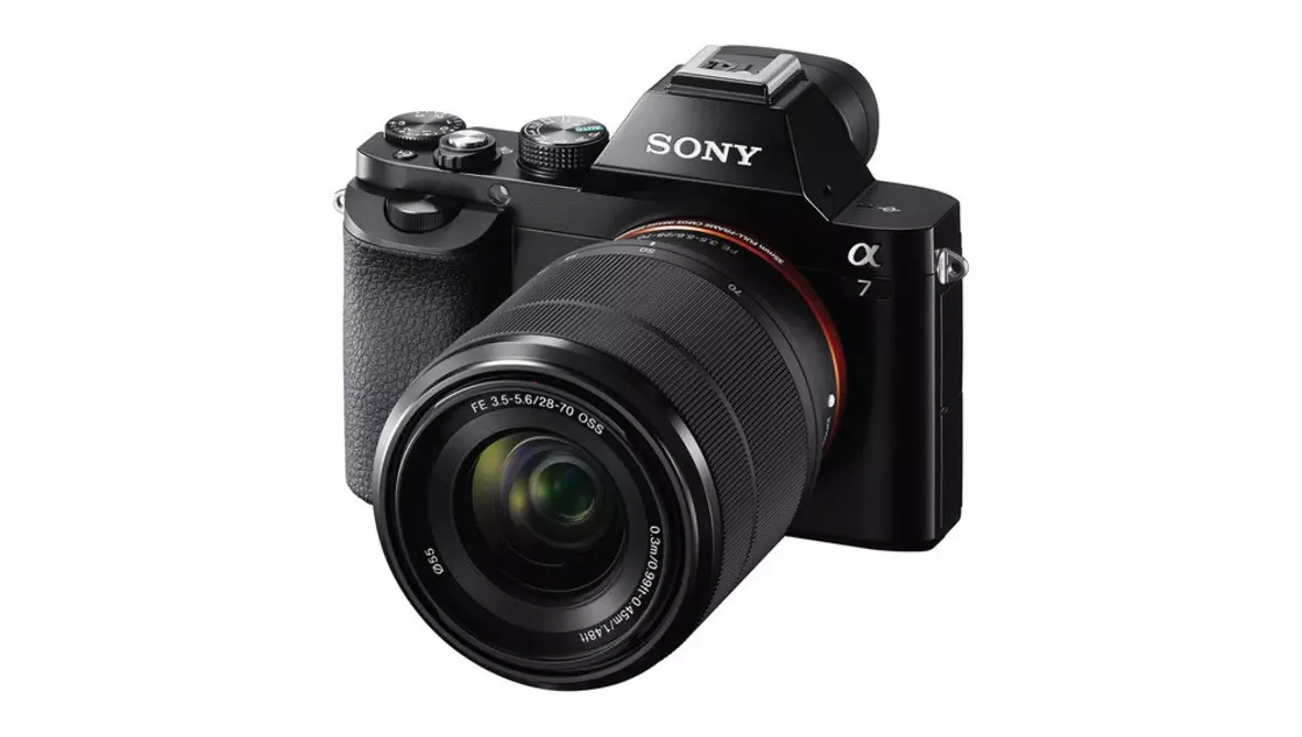 Sonyk Nikon gainditu du munduko bigarren posturako