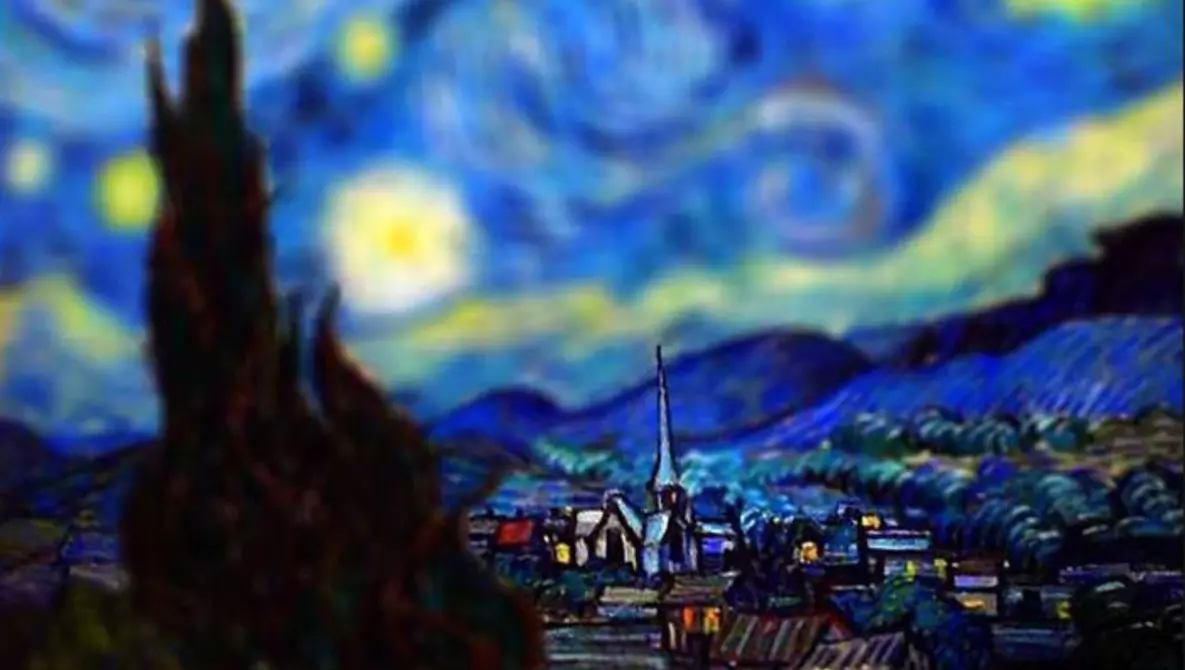 Nakakagulat na Makatotohanang Tilt-Shift na Mga Larawan ng Mga Pinakatanyag na Mga Akda ni Van Gogh