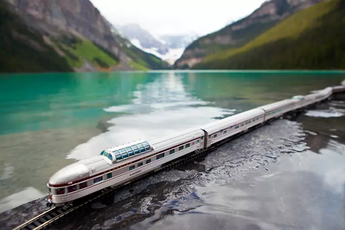 The Canadian: Ghost Train Crossing Canada 338796_8