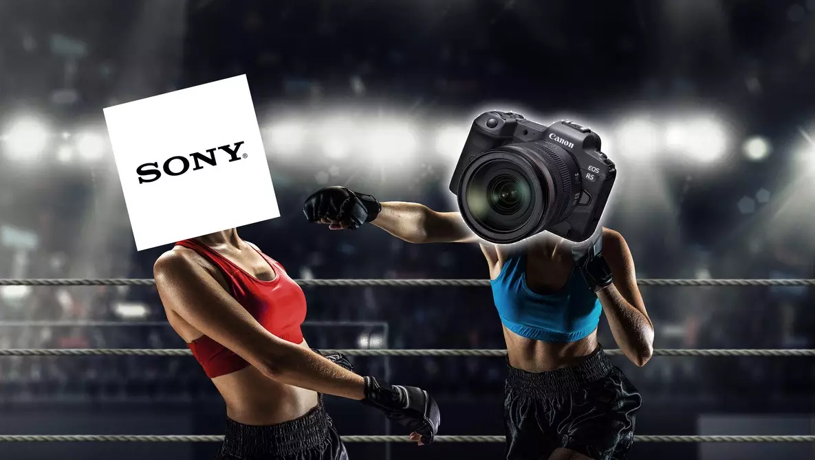 Ali bo prišlo do množičnega prehoda Sonyja nazaj na Canon?