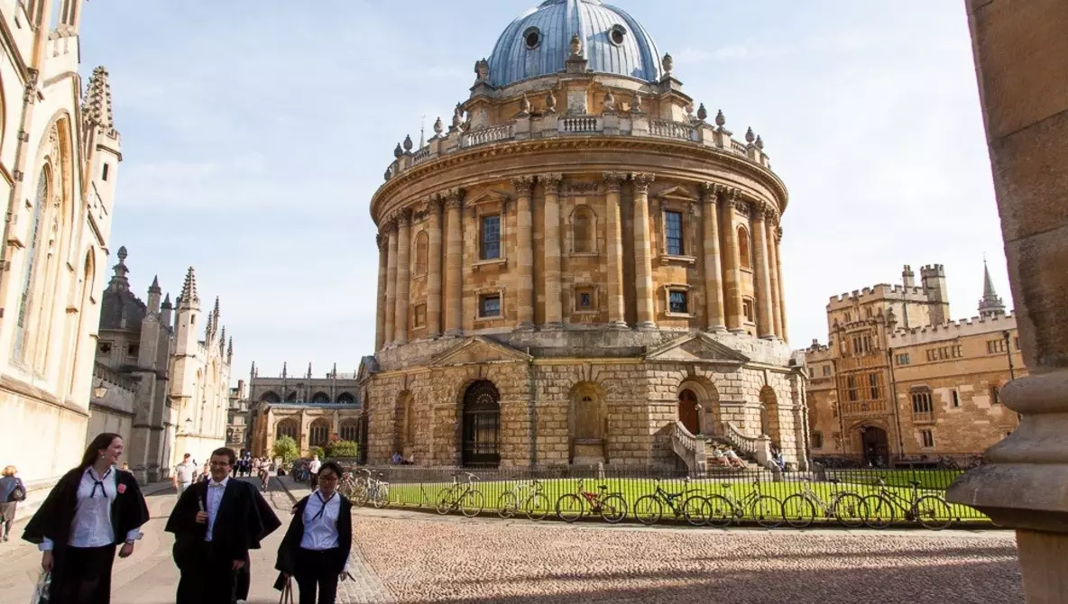 Fotografisanje Oxforda: mnogo više od sanjarenja Spiersa