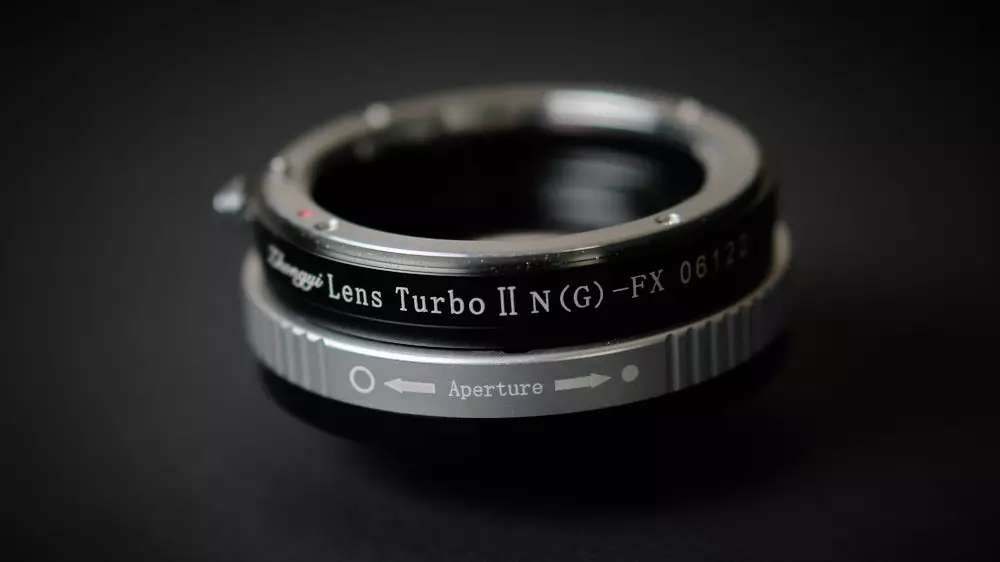 Fstoppers 리뷰 Zhongyi Lens Turbo II Nikon F to Fujifilm X Focal Reducer 34182_3