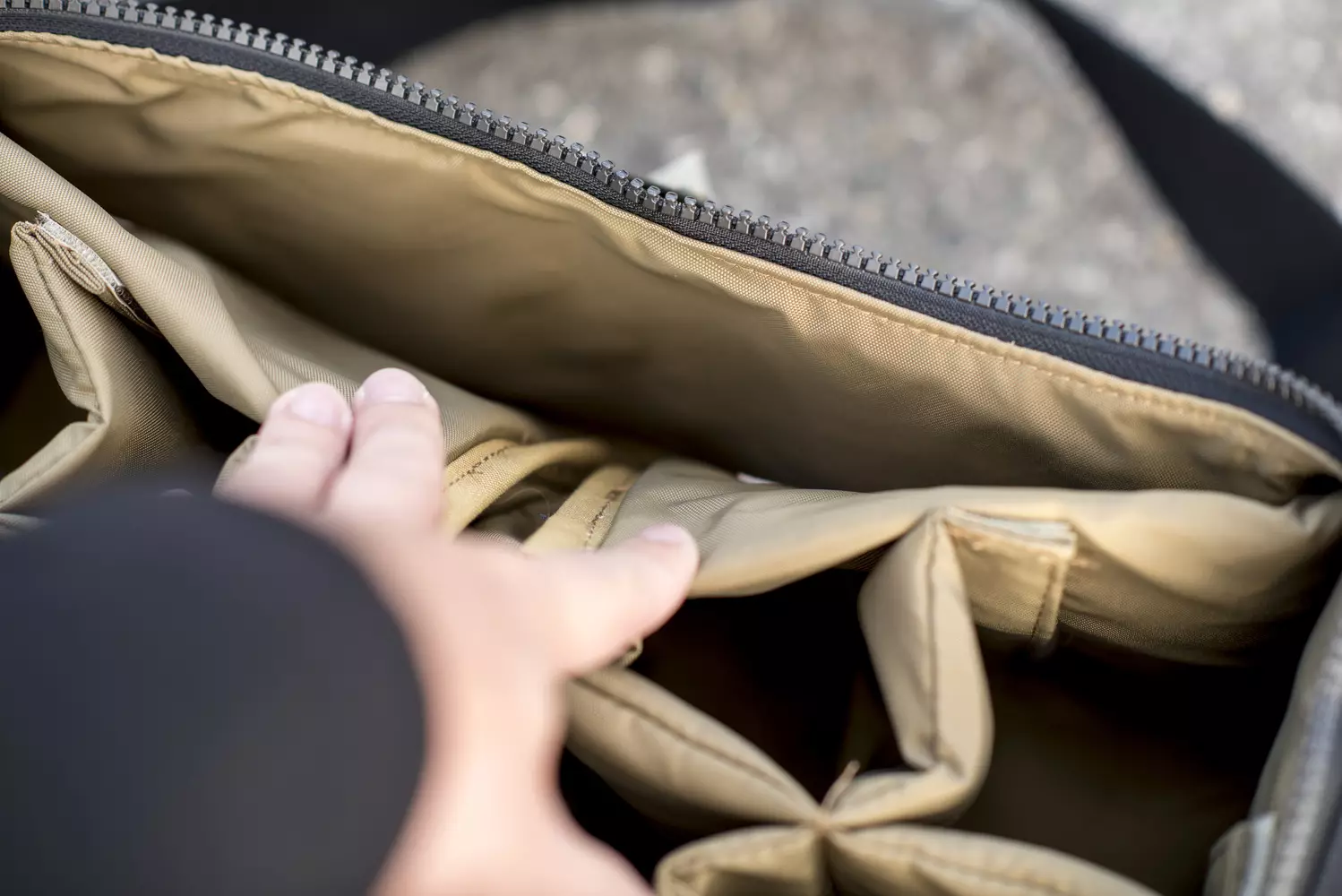 Filson's McCurry Sportsman Bag: ஒரு முழுமையான விமர்சனம் மற்றும் எப்படி இது எனக்கு உலகின் மிகப்பெரிய உதவியாக இருந்தது 34633_11