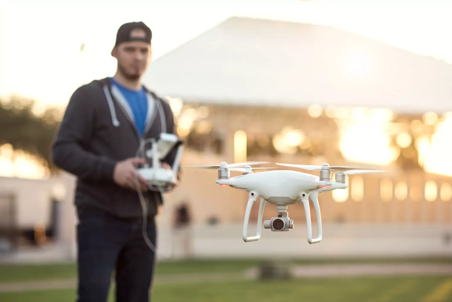 Fstoppers รีวิว DJI Phantom 4 . ใหม่ 34979_1