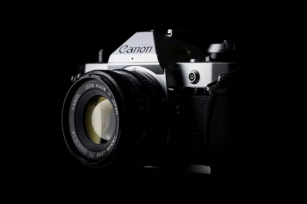 Fstoppers ینالاگ جائزے: Canon AE-1 پروگرام 35052_2