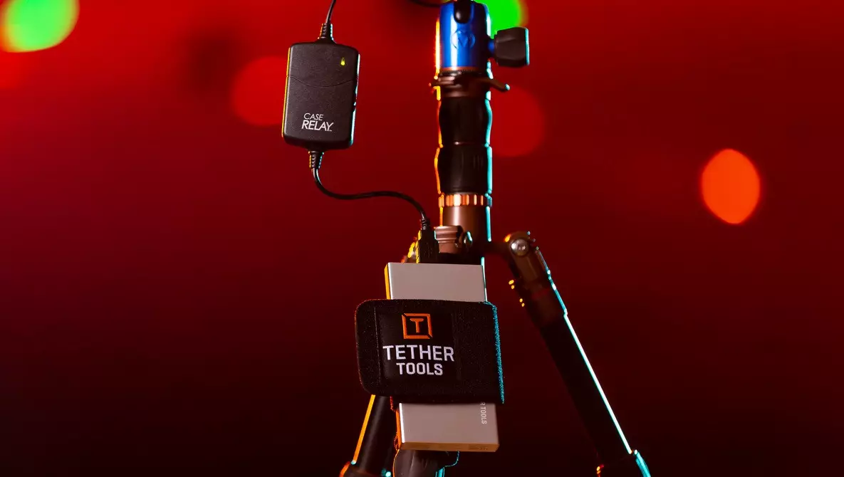 I-Fstoppers Ibuyekeza I-Tether Tools Case Relay System