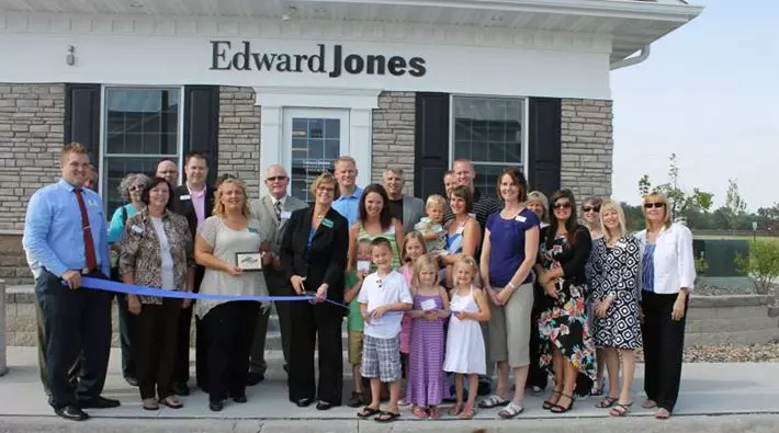 Fstoppers Tembak dan Bagikan Edward Jones