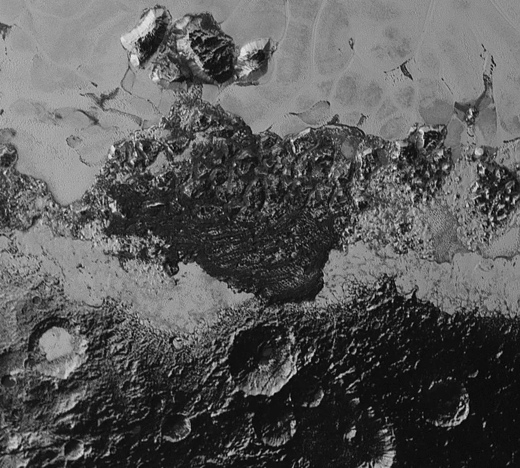 Fyrstu nærmyndir af Plútó sóttar frá New Horizons og gefnar út 36209_4